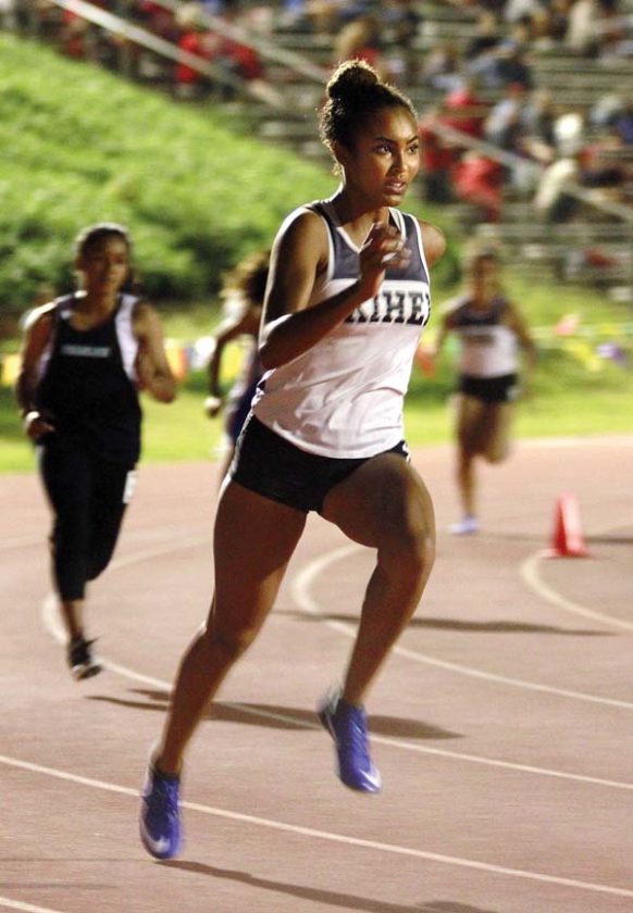 Antolin edges two-time state champ Reynolds | News, Sports, Jobs - Maui ...